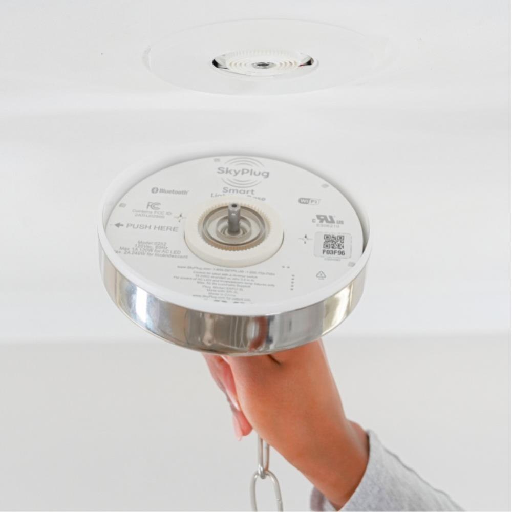 SkyX - 5912 - SkyPlug Smart Plug & Play Lighting Base - Carina